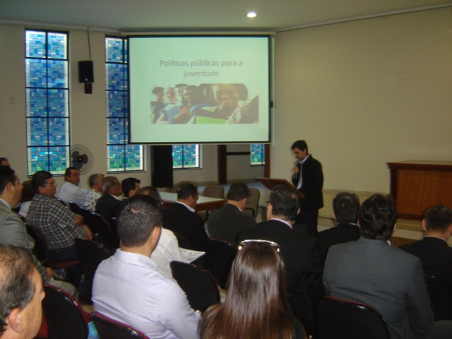 Políticas Públicas para a Juventude foi tema de encontro na diocese de ...